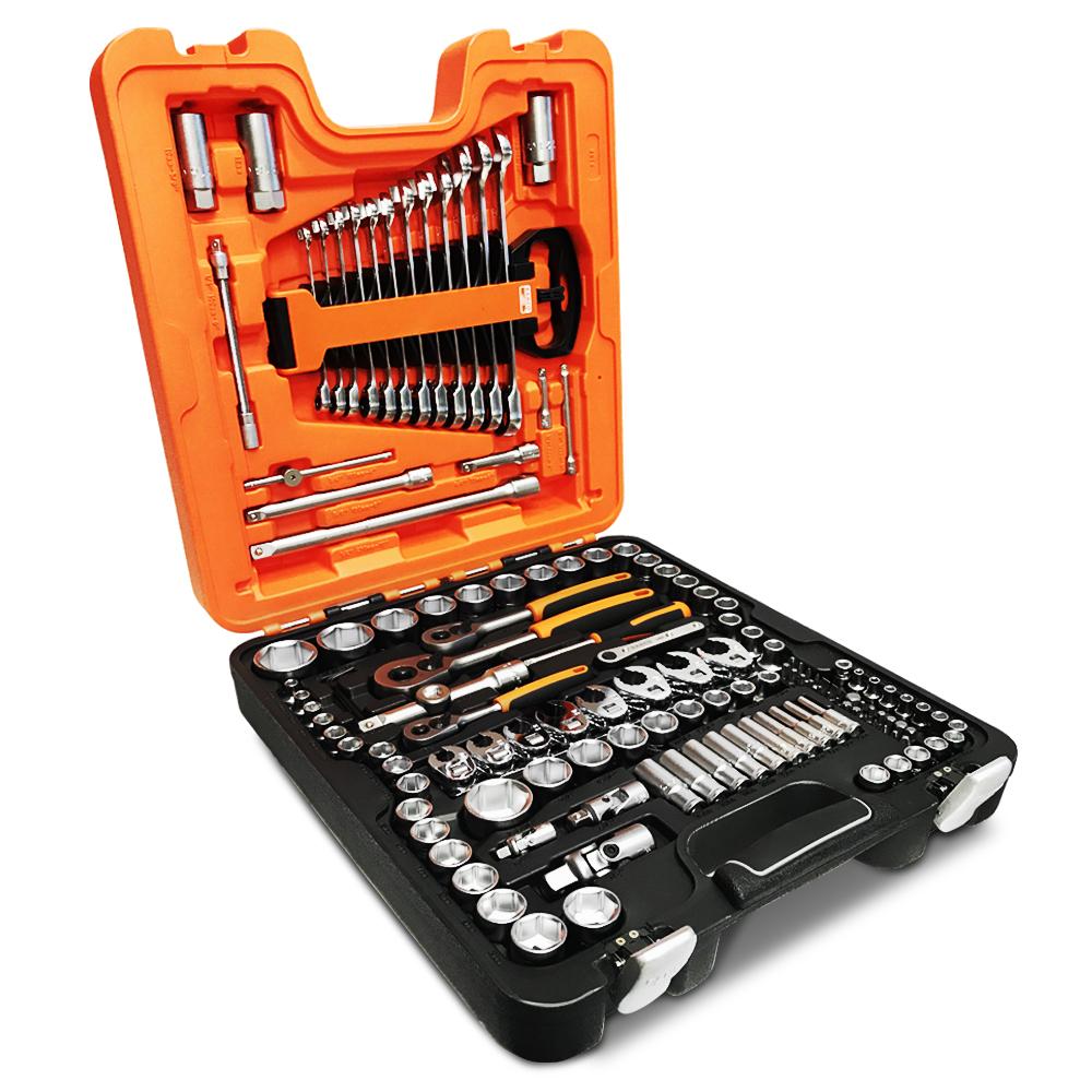 Socket and ratchet spanner set store